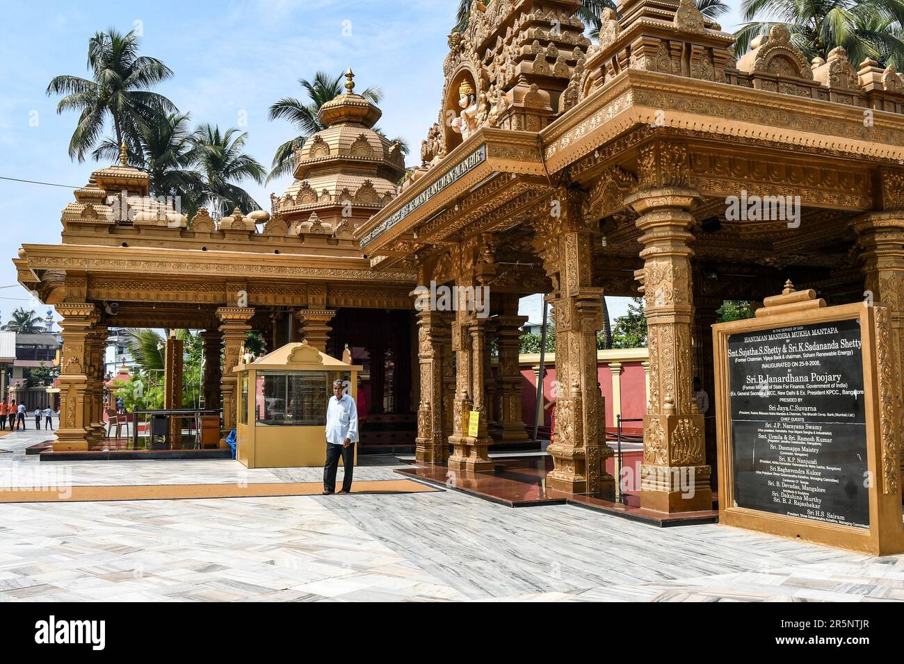Hanuman mandir temple immagini e fotografie stock ad alta risoluzione ...