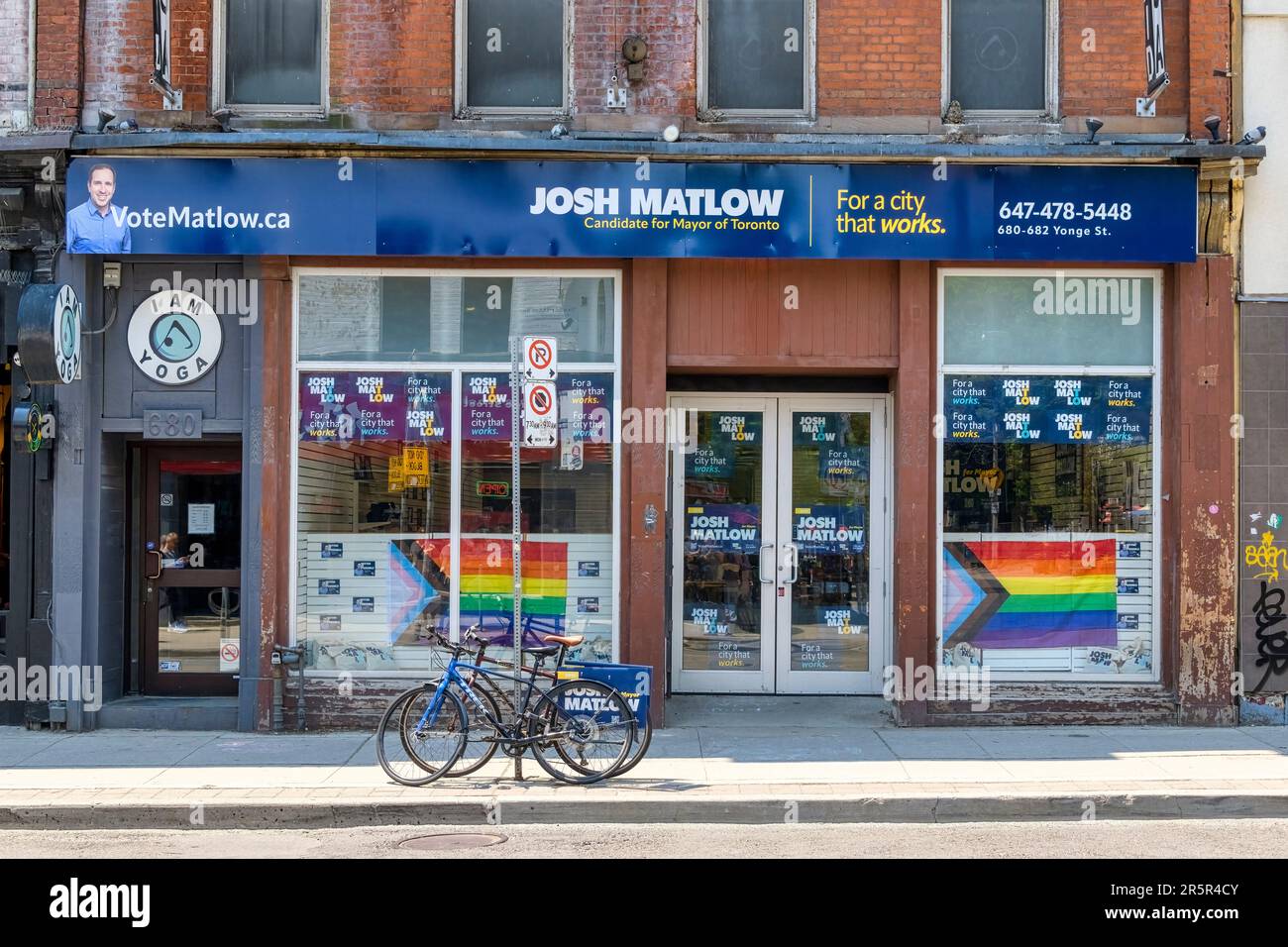 Lgbtqia orgoglio immagini e fotografie stock ad alta risoluzione - Alamy
