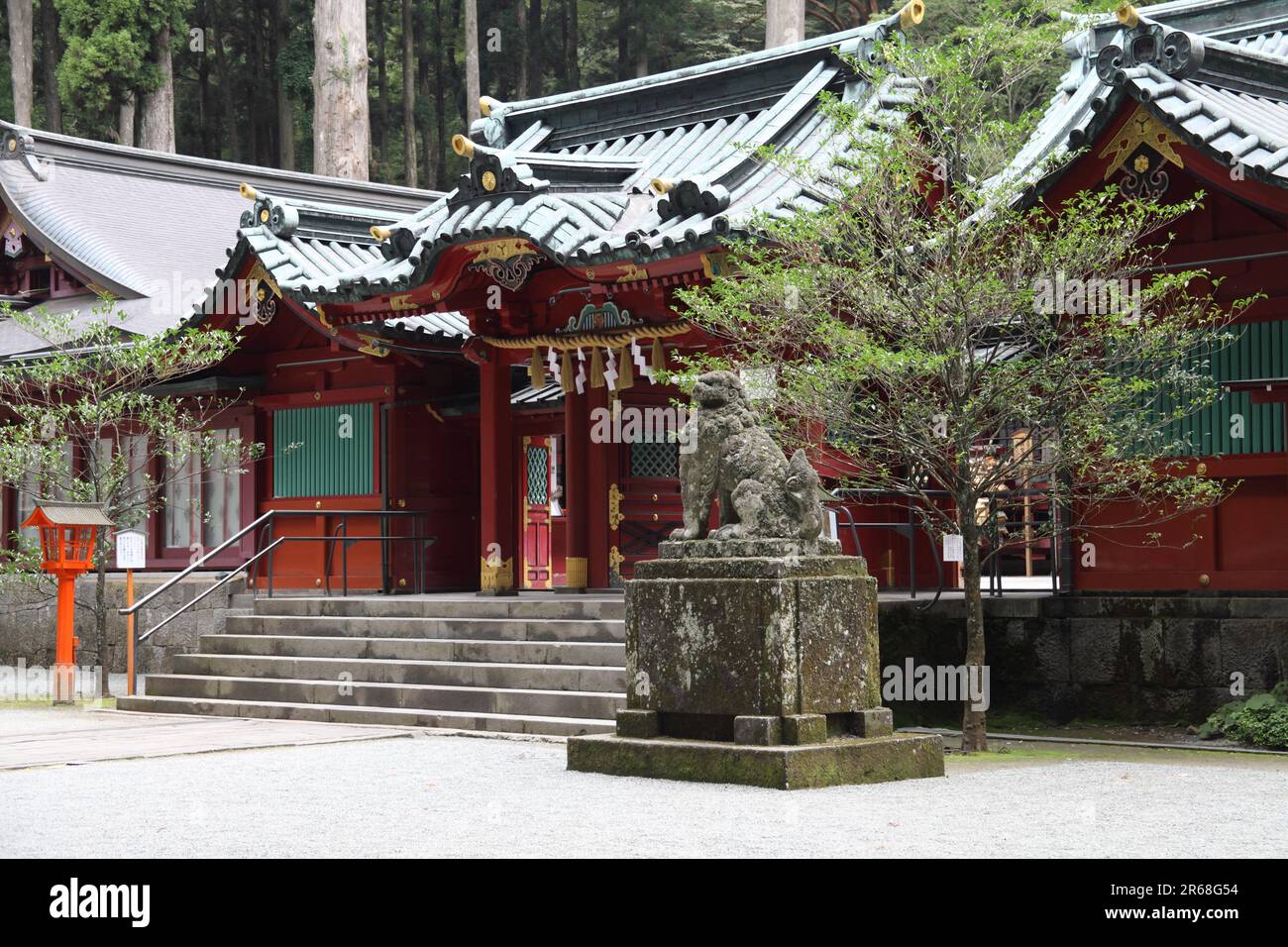 Hakone shrine immagini e fotografie stock ad alta risoluzione - Alamy