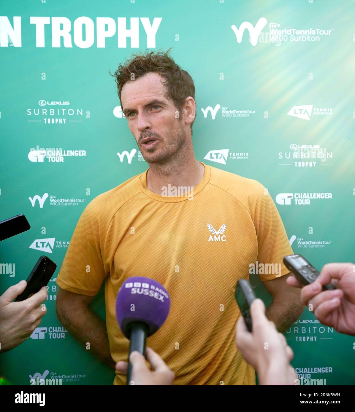 Andy Murray è intervistato dopo la sua finale di quarto contro Jason ...