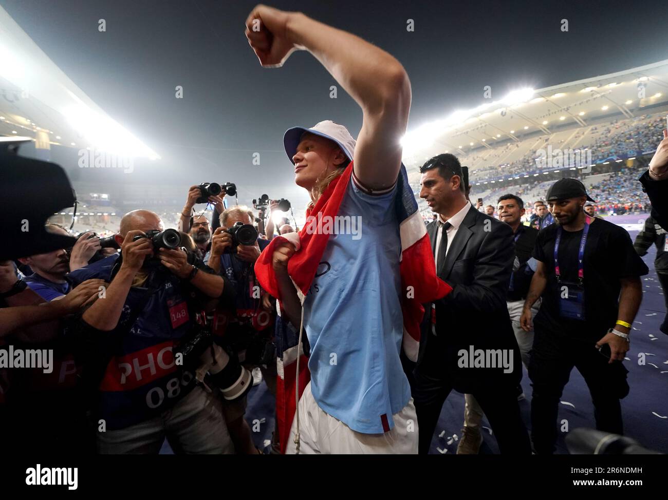 Erling Haaland di Manchester City festeggia la successiva vittoria su ...