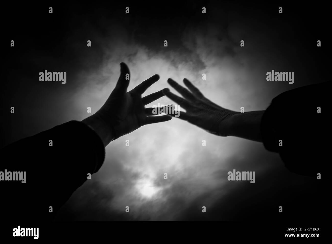 Mani unite Foto e Immagini Stock in Bianco e Nero - Alamy