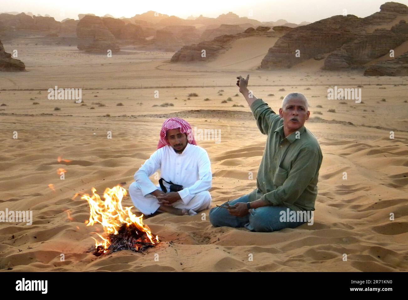 Beduini di gruppo immagini e fotografie stock ad alta risoluzione - Alamy