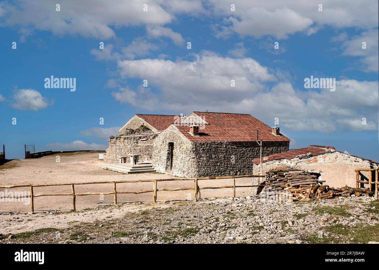 Sirino monte santuario della madonna del sirino immagini e fotografie ...