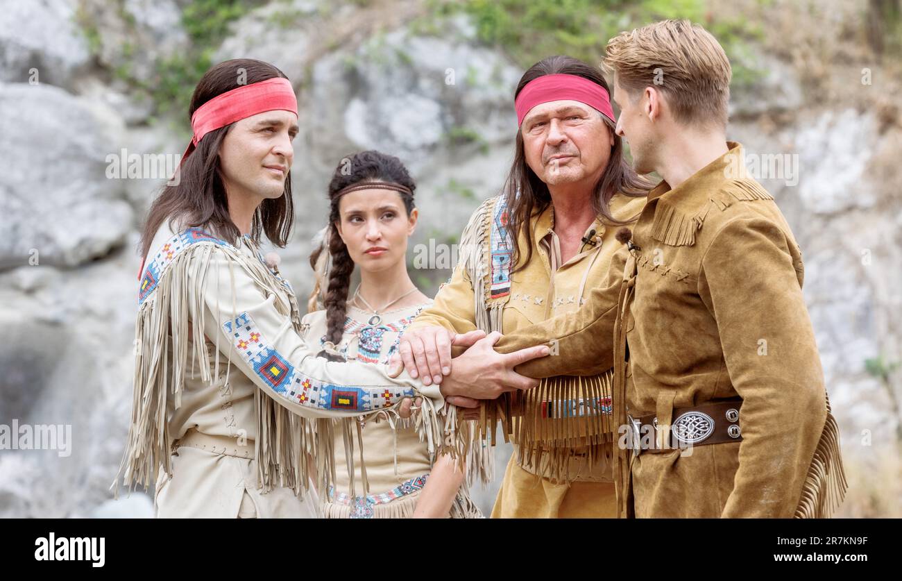 Bad Segeberg, Germania. 16th giugno, 2023. Gli attori (l-r) Alexander ...