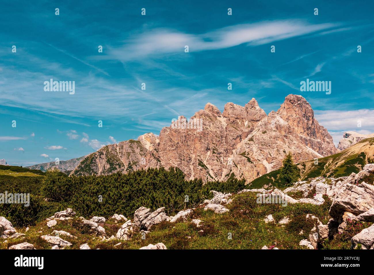 Le montagne dolomitiche del nord italia immagini e fotografie stock ad ...