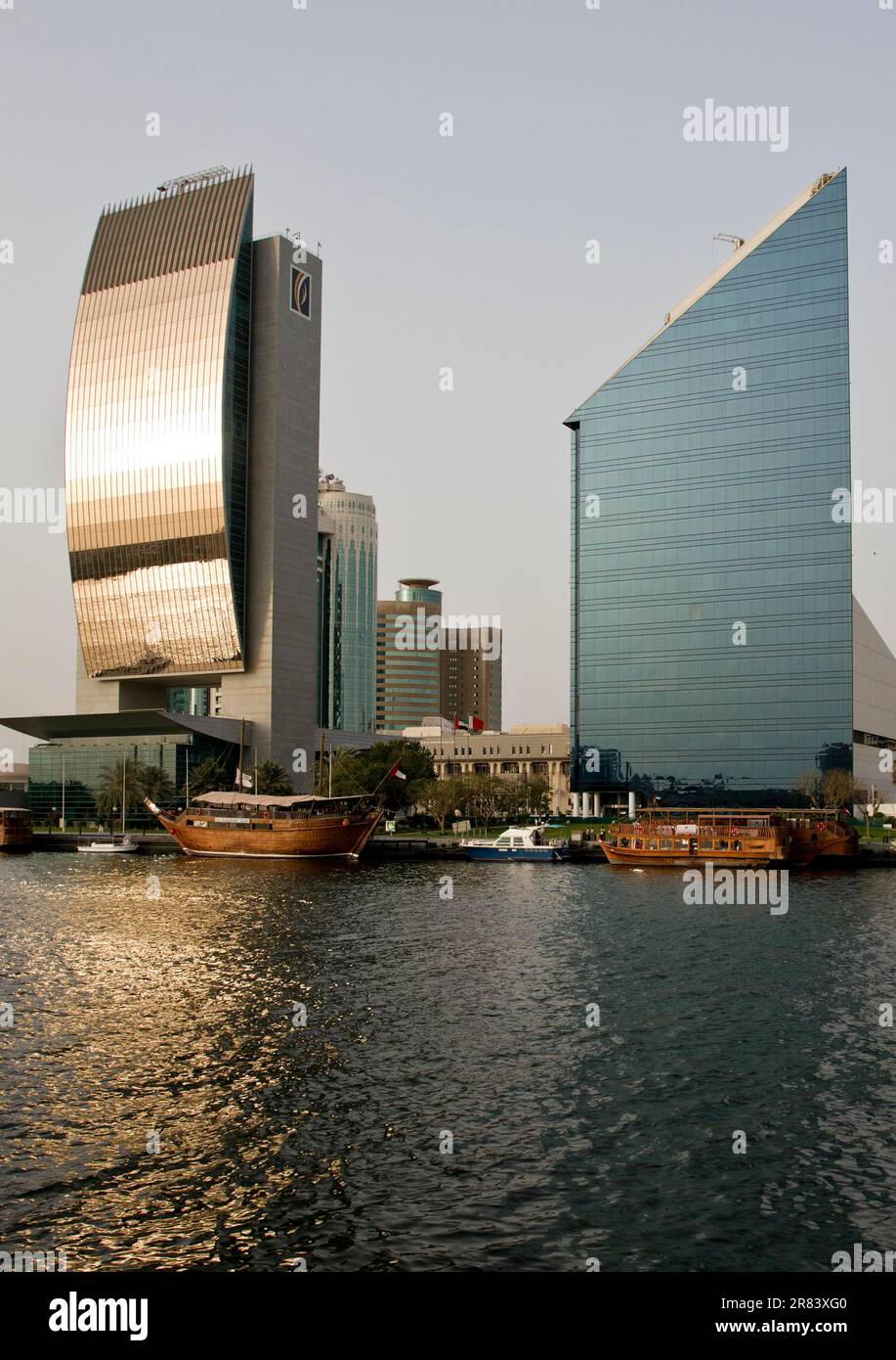 Il Dubai Creek è un'insenatura naturale del Golfo Persico che divide la ...