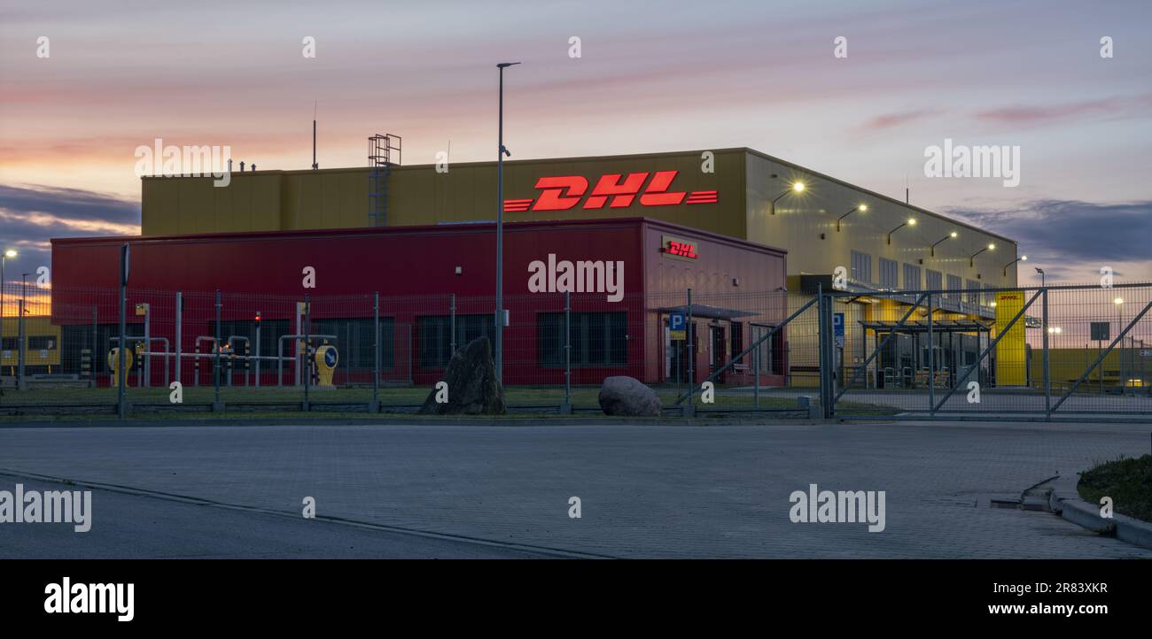 Dhl parcel center immagini e fotografie stock ad alta risoluzione - Alamy