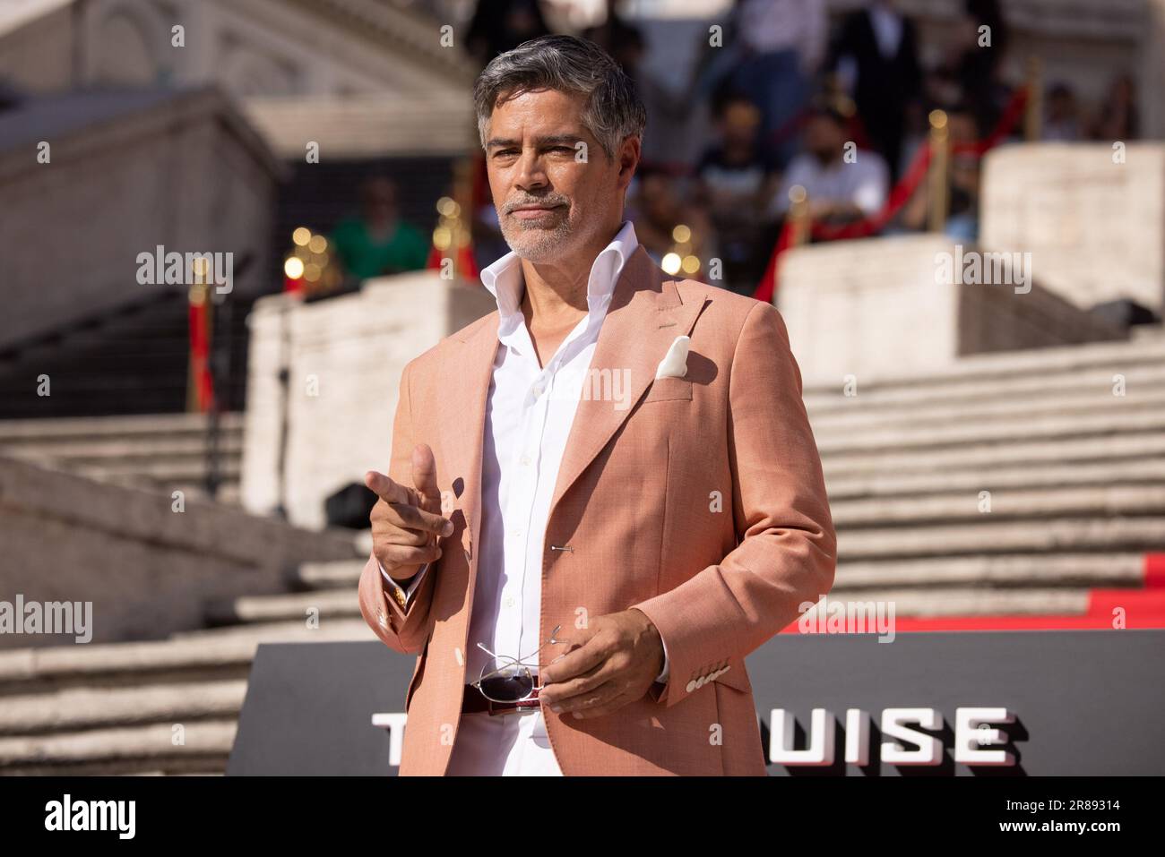 Esai Morales partecipa al Red Carpet al Global Premiere of Paramount ...