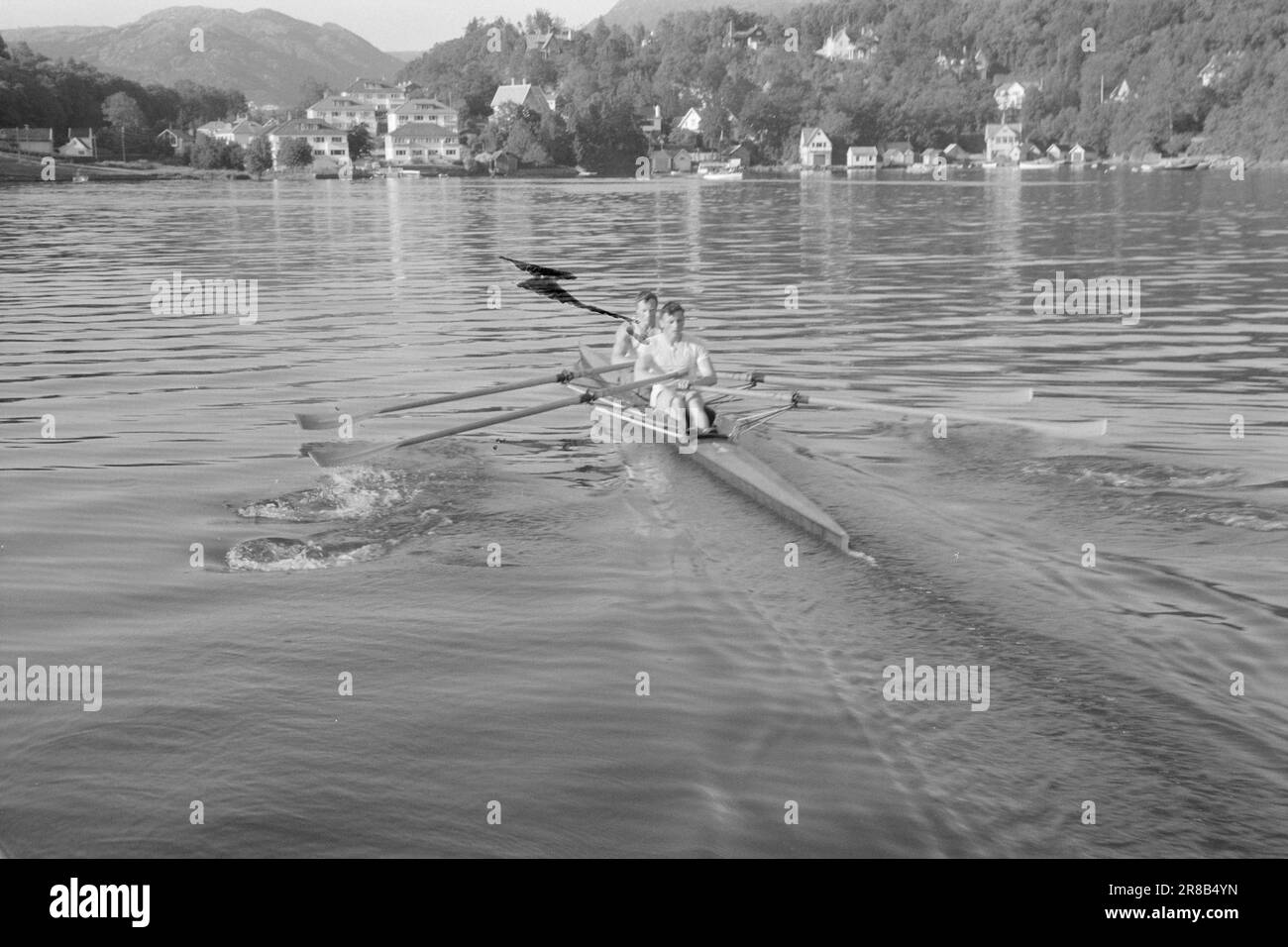 Attuale 35-7-1960: Alle Olimpiadi con tetti veloci due fratelli, Harald e Sverre Kråkenes, del ...