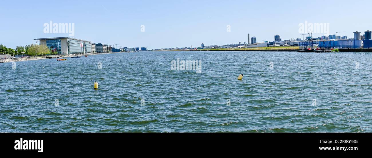 Newham dockside immagini e fotografie stock ad alta risoluzione - Alamy