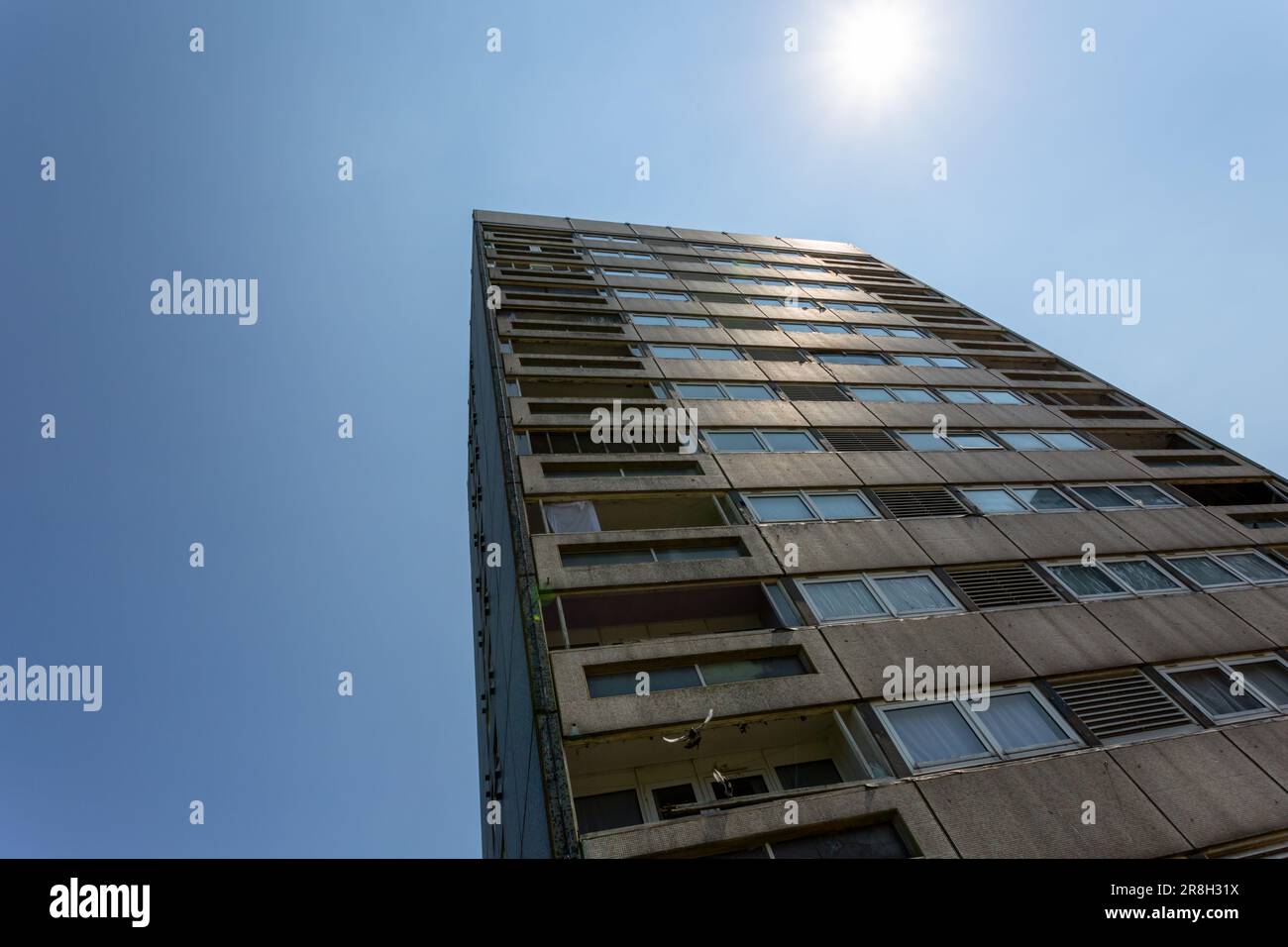 Abandoned derelict tower immagini e fotografie stock ad alta ...