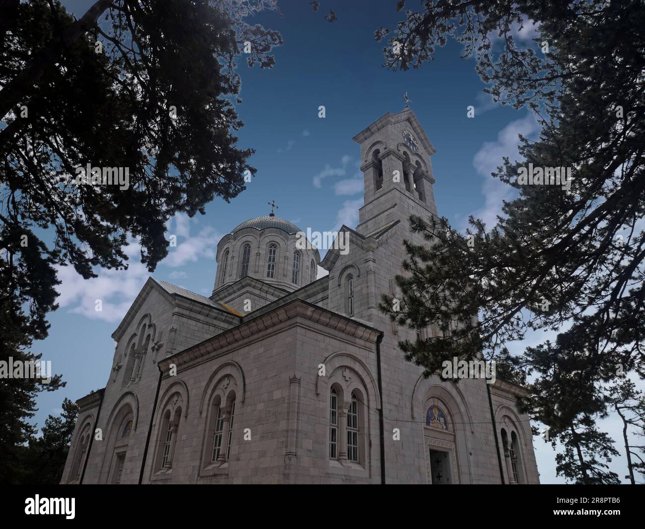 Chiesa niksic immagini e fotografie stock ad alta risoluzione - Alamy