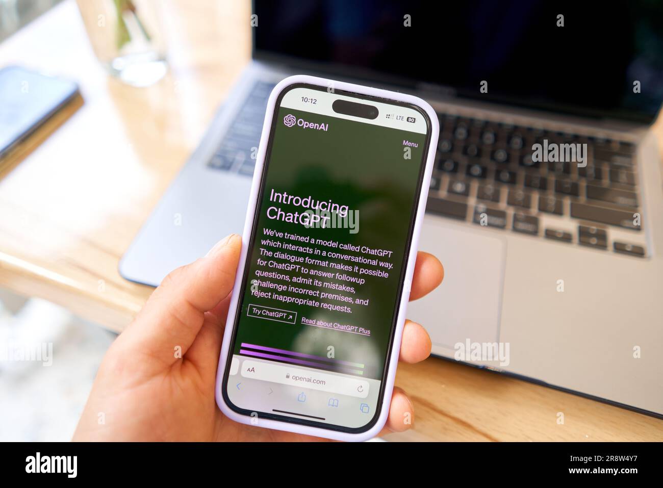 Spagna, Barcellona - Marzo 20 2023: ChatGPT chat bot schermo visto su ...