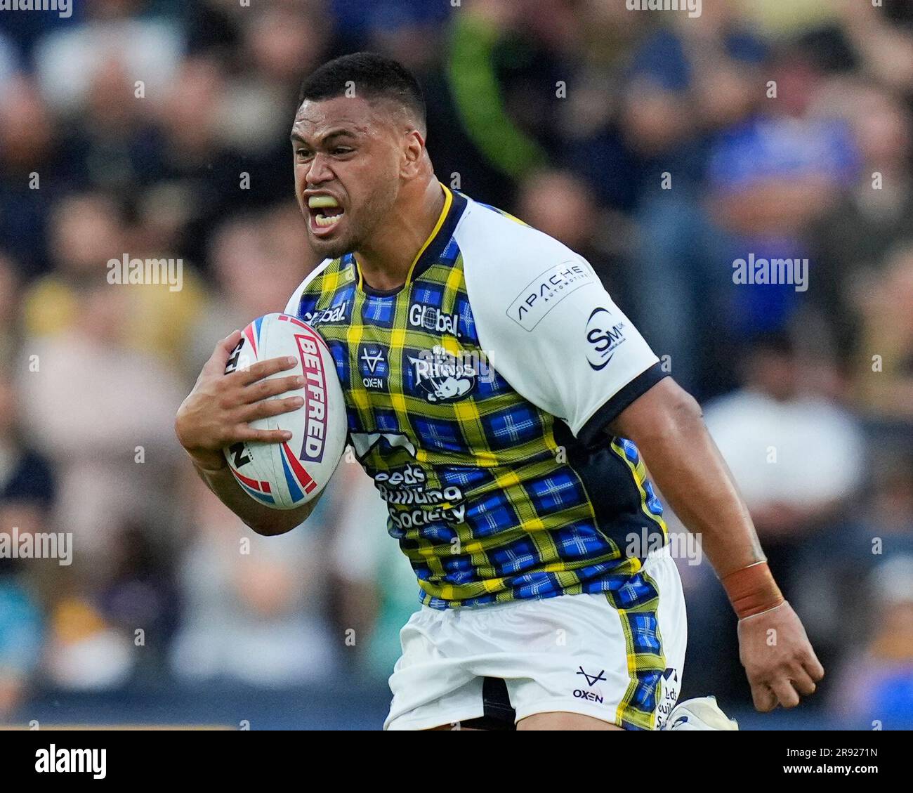 Sam Lisone #15 dei Leeds Rhinos durante la partita Betfred Super League ...