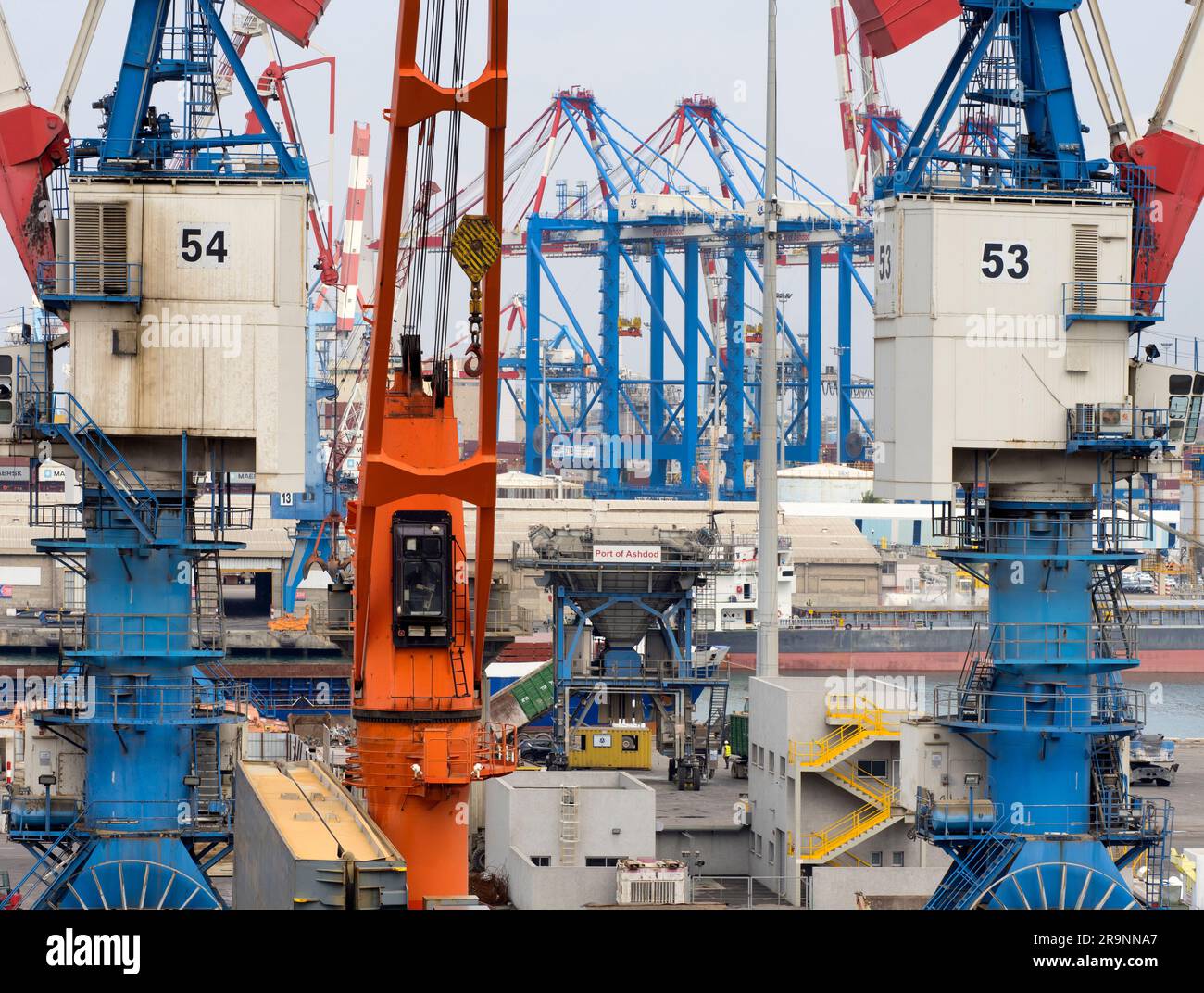 L'antica Ashdod è ora la sesta città più grande di Israele. Situato ...