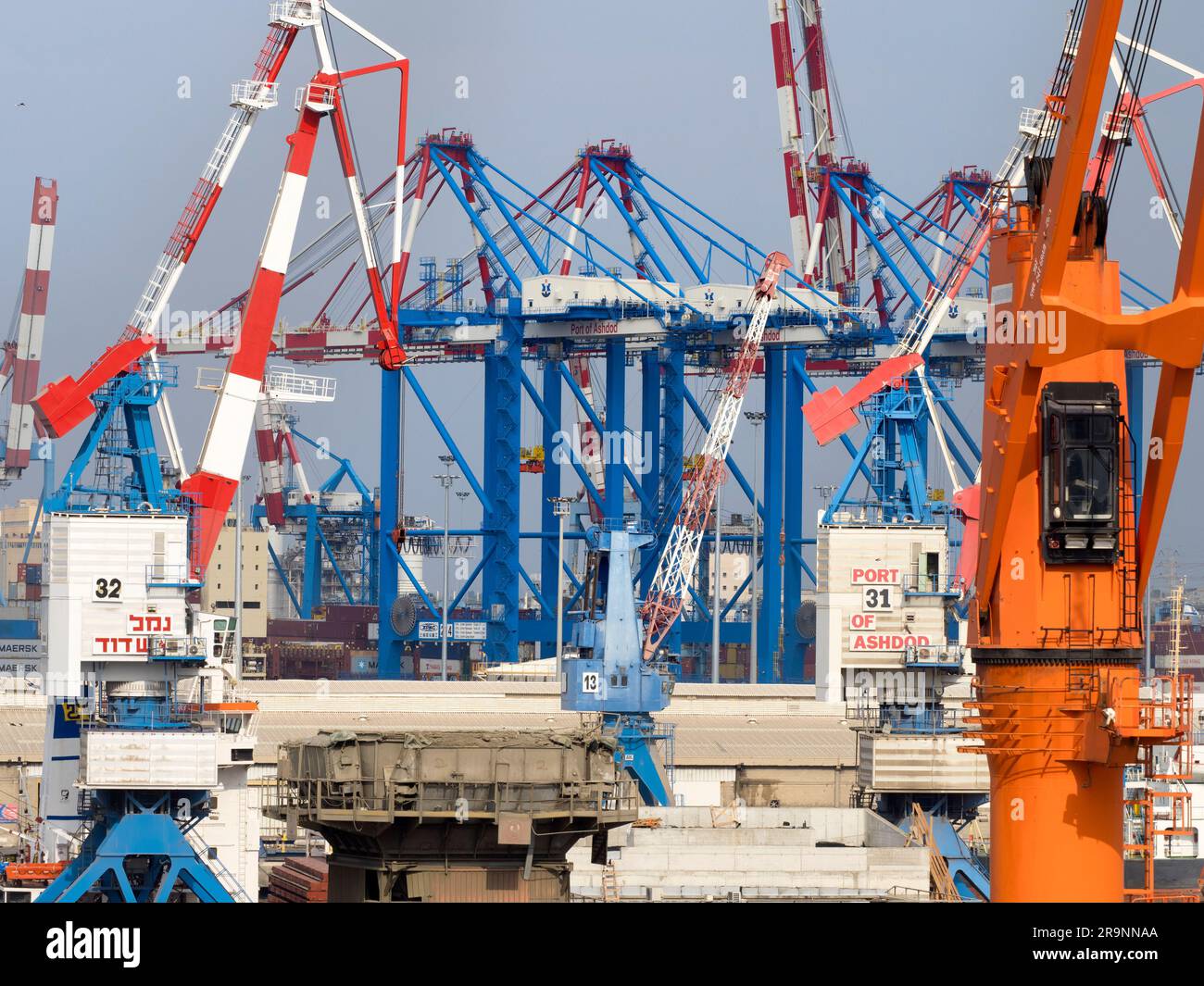 L'antica Ashdod è ora la sesta città più grande di Israele. Situato ...