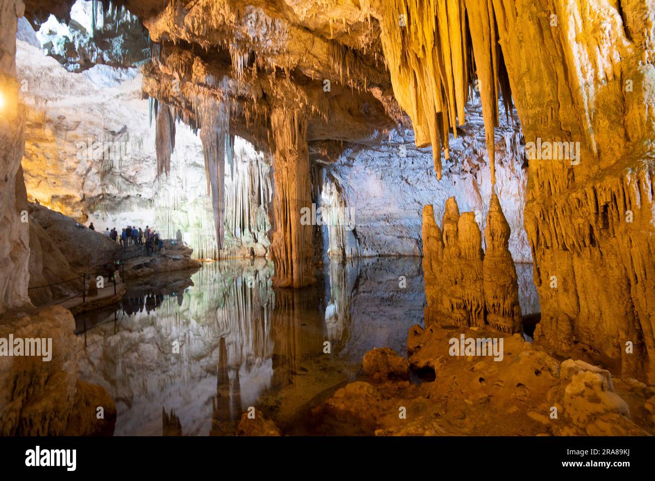 Grotta d'acqua di nettuno immagini e fotografie stock ad alta ...