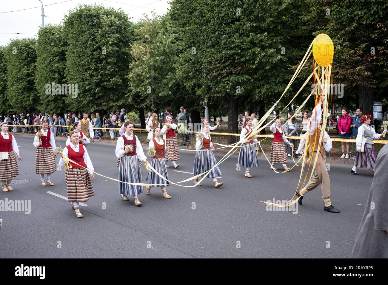 2023 Lettone Song and Dance Festival, Parata dei partecipanti al ...