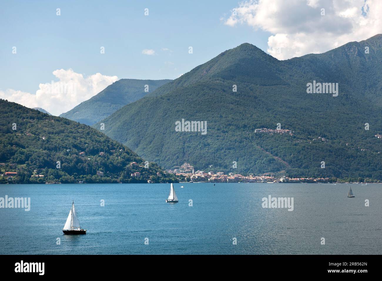 Lago maggiore piemonte immagini e fotografie stock ad alta risoluzione ...
