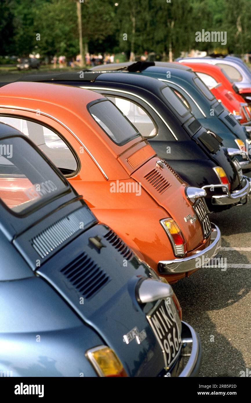 Fiat 500 vintage cars immagini e fotografie stock ad alta risoluzione ...