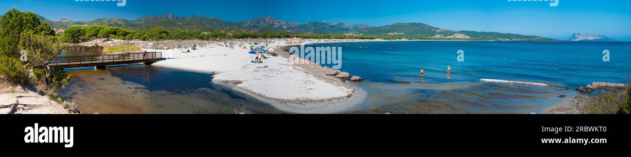Cala budoni immagini e fotografie stock ad alta risoluzione - Alamy