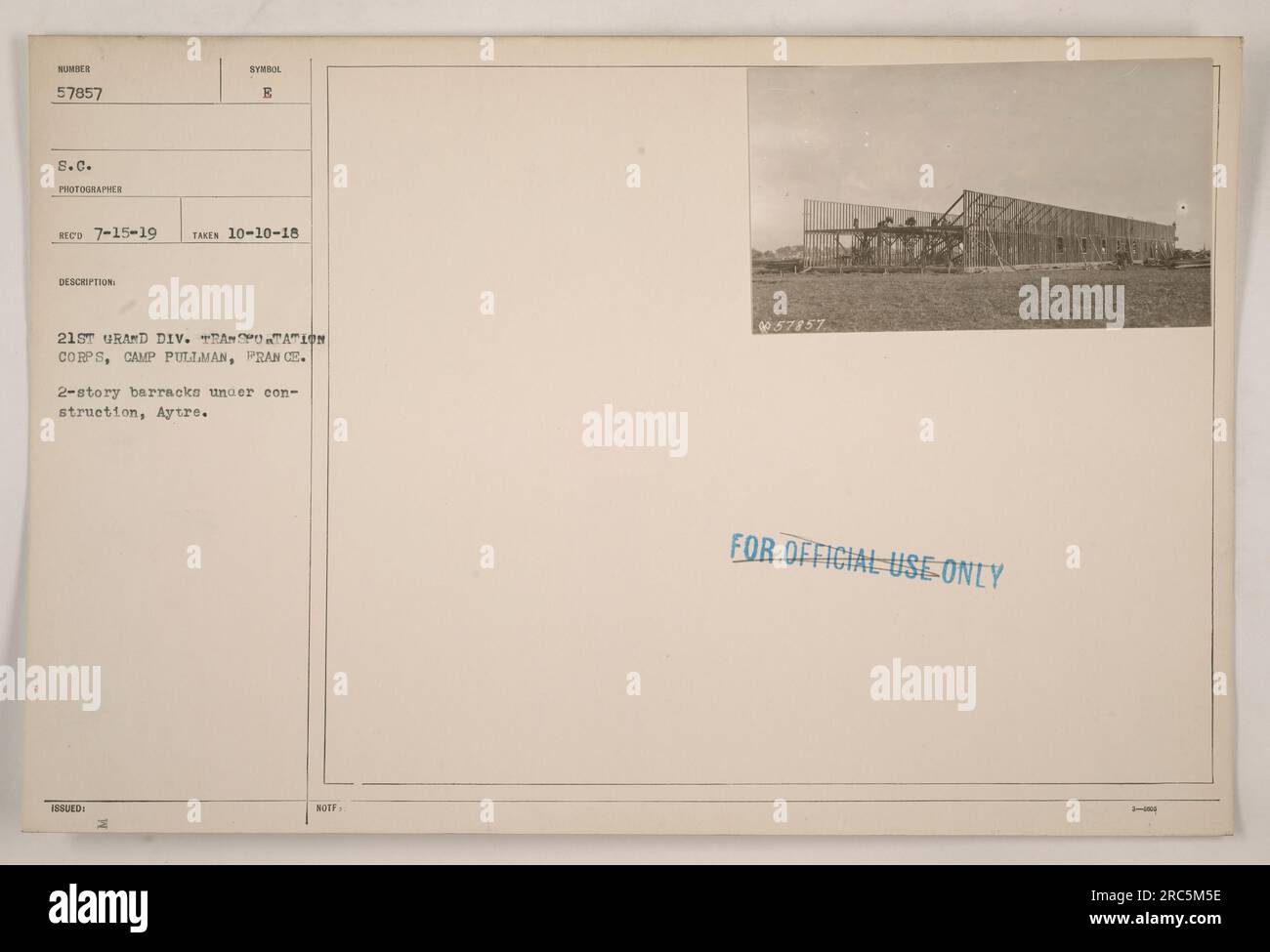 Strutture per pullman da campo immagini e fotografie stock ad alta risoluzione - Alamy