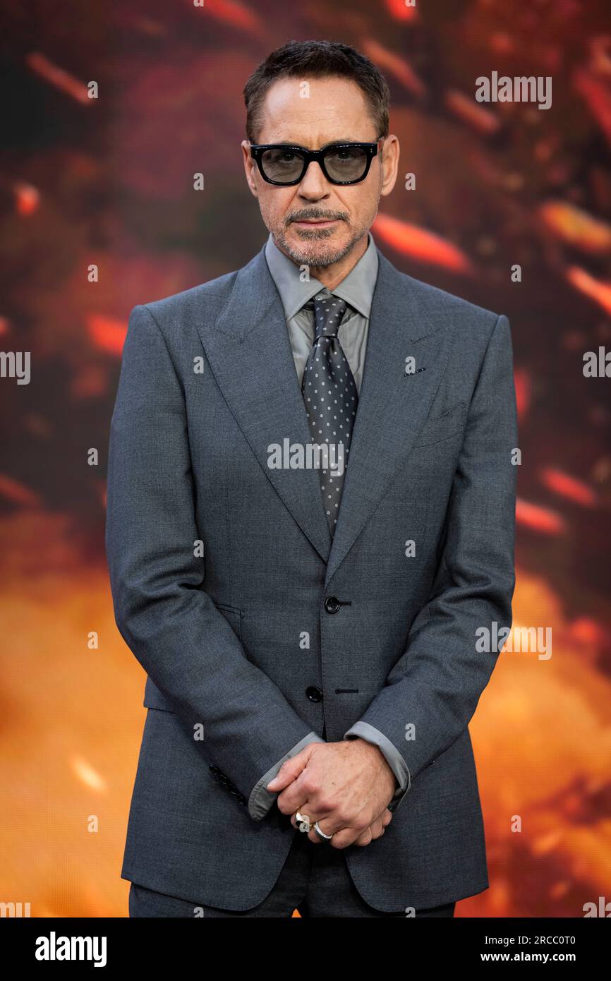Robert Downey Jr. poses for photographers upon arrival at the premiere ...