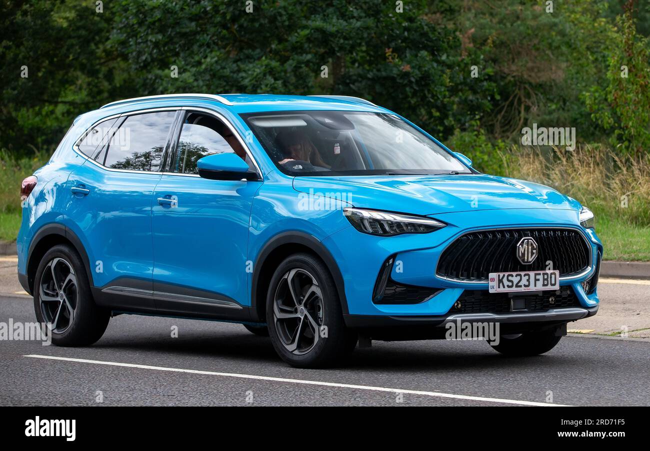 Auto blu mg hs immagini e fotografie stock ad alta risoluzione - Alamy