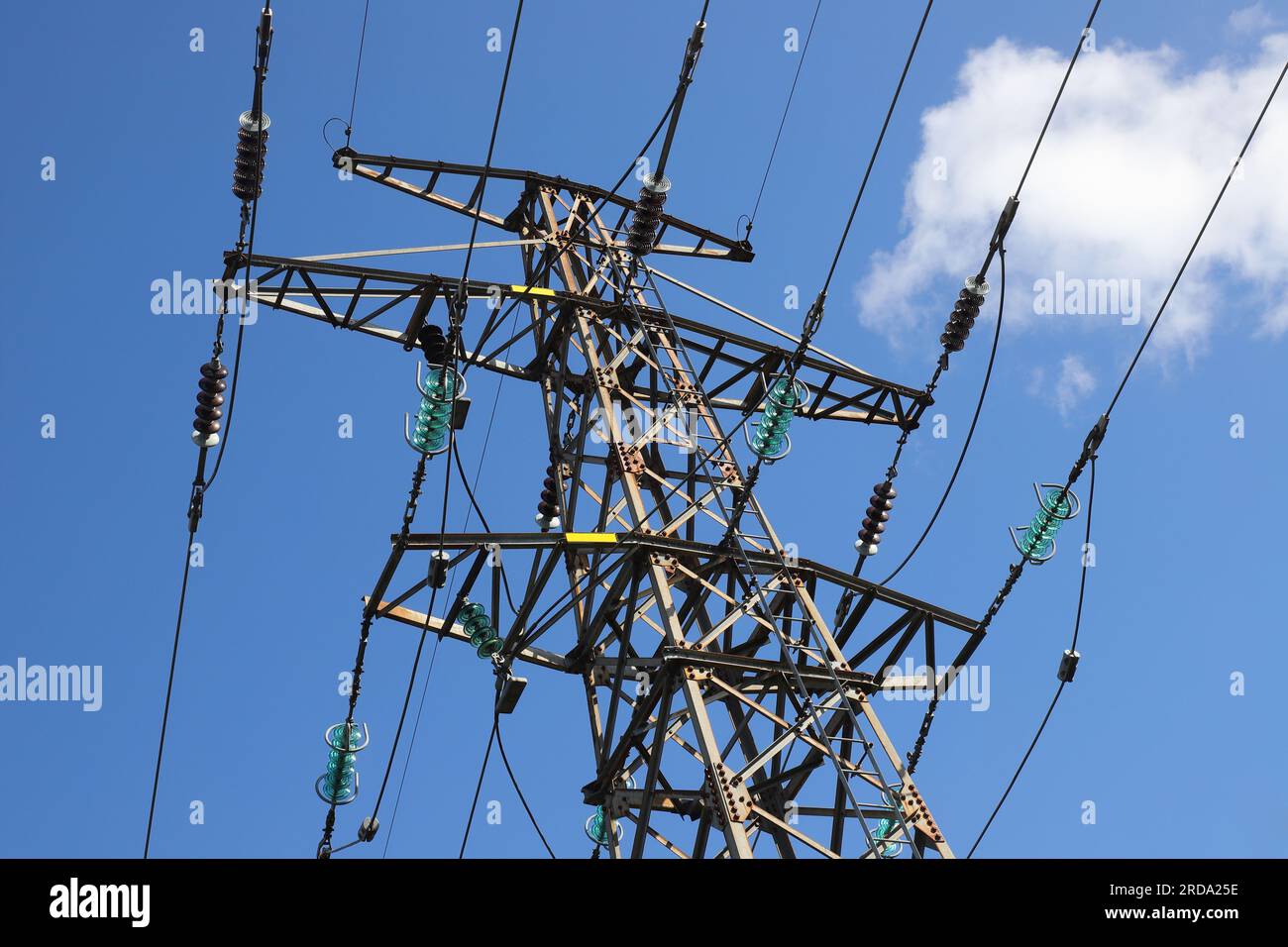 Linea a bassa tensione immagini e fotografie stock ad alta risoluzione ...