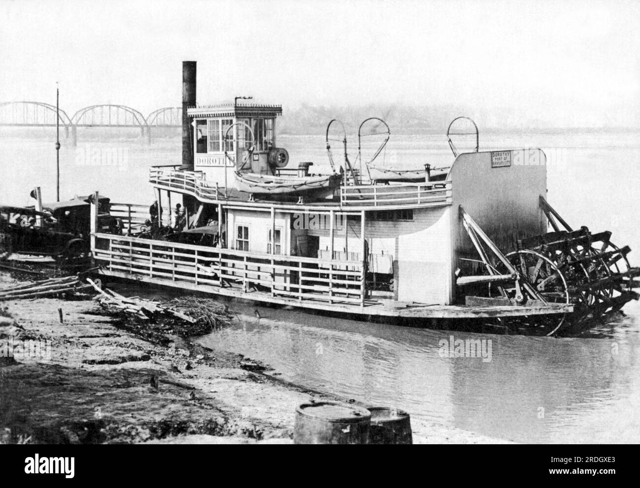 Battello fluviale a vapore con ruota a pale Foto e Immagini Stock in ...