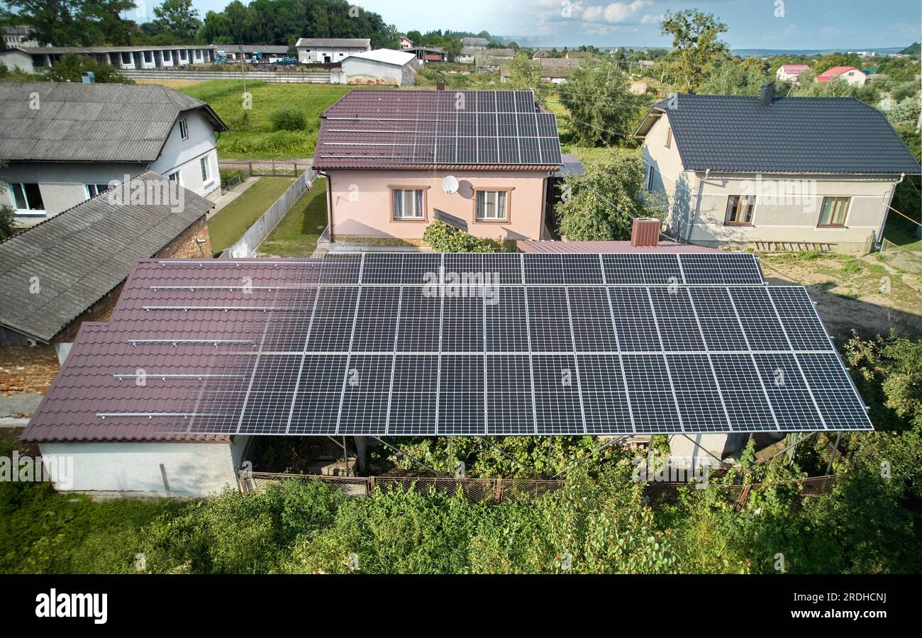 Tetto di sostegno travi metalliche immagini e fotografie stock ad alta risoluzione - Alamy