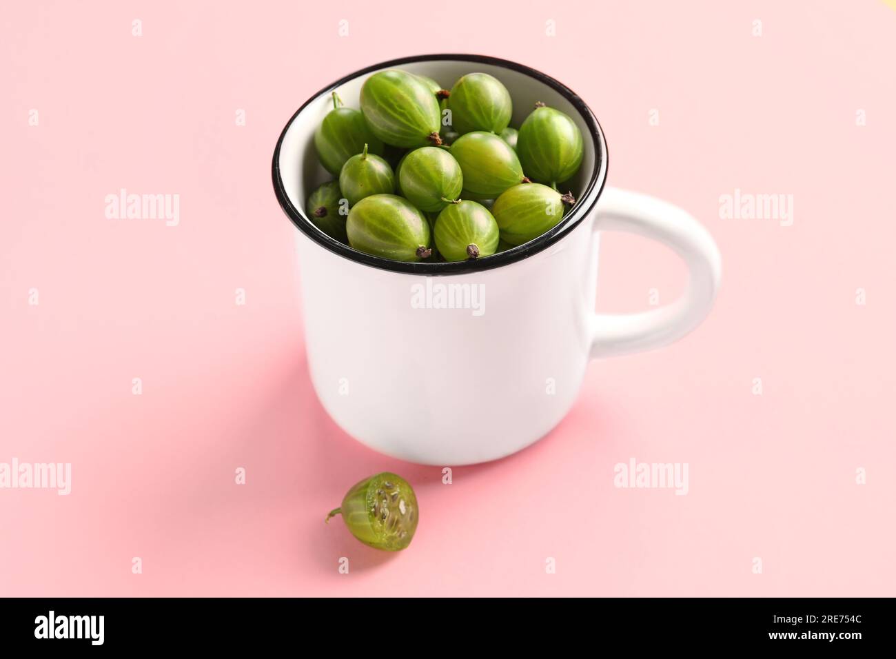 Uva spina rosa immagini e fotografie stock ad alta risoluzione - Alamy