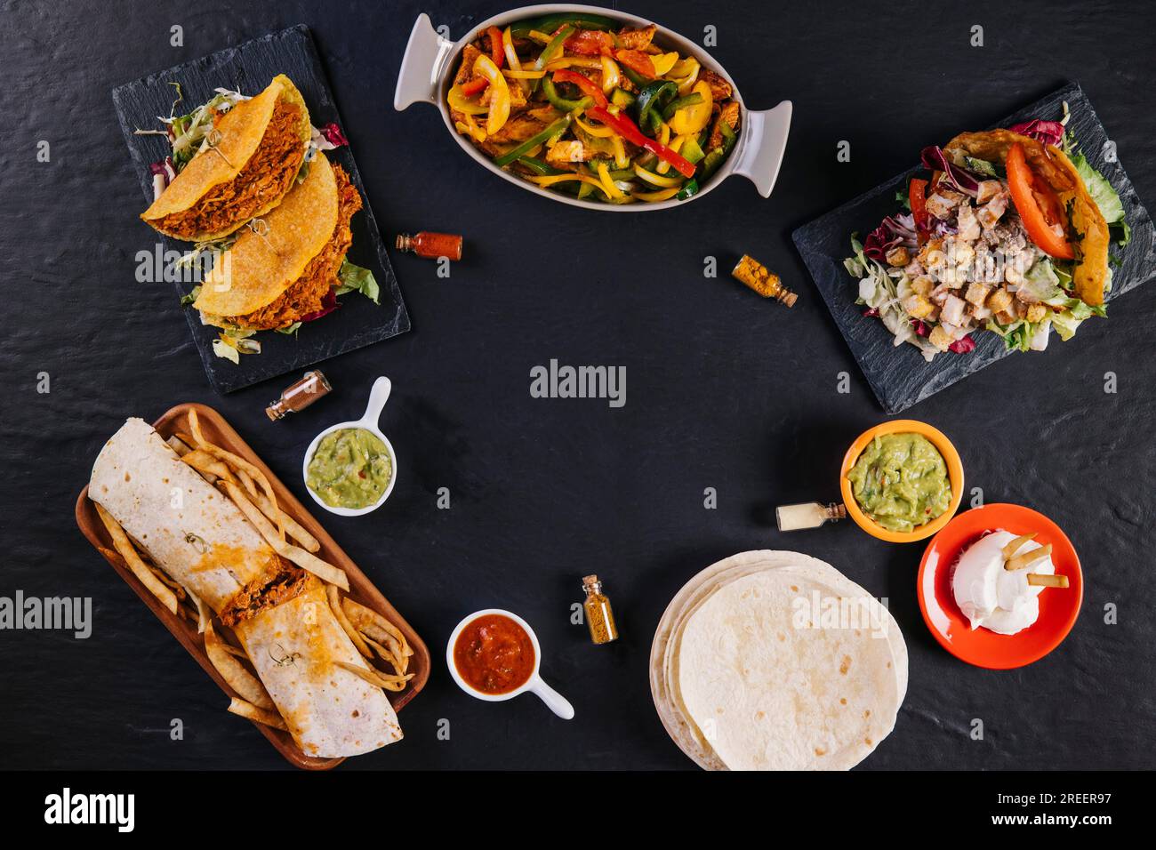 Composizione alimentare immagini e fotografie stock ad alta risoluzione ...