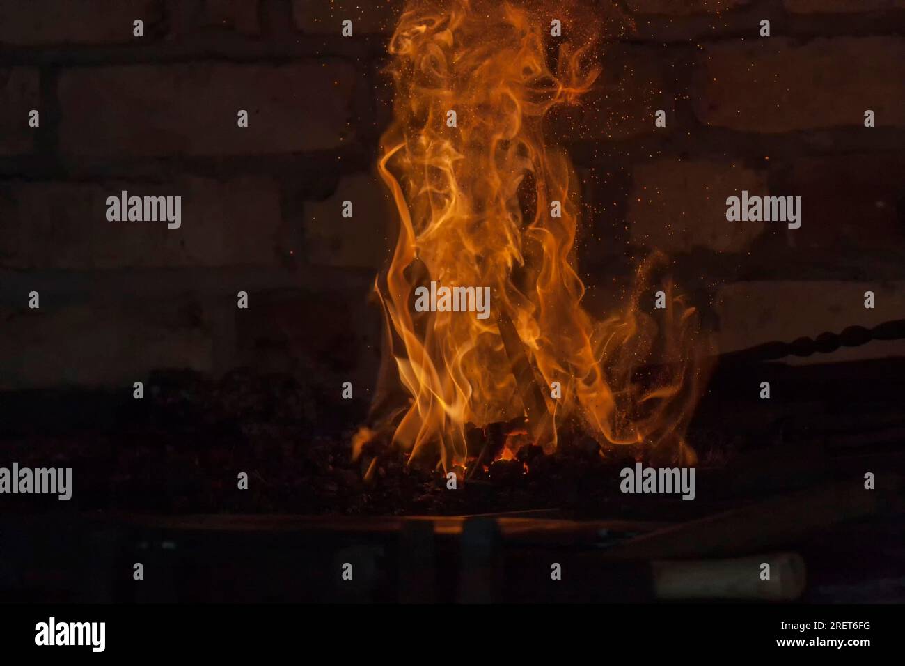 Radio del fuoco immagini e fotografie stock ad alta risoluzione - Alamy