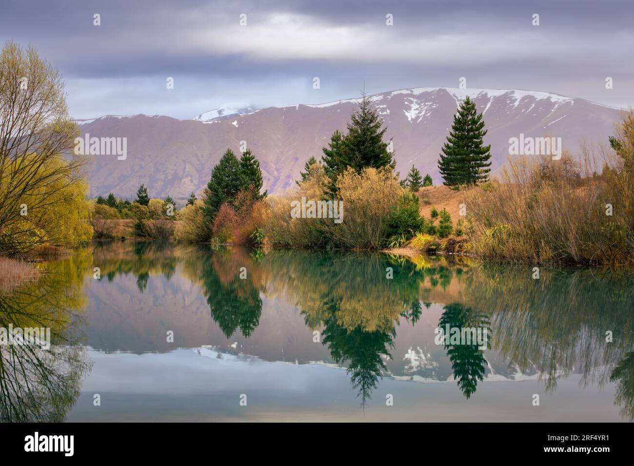 Momento riflessivo immagini e fotografie stock ad alta risoluzione - Alamy