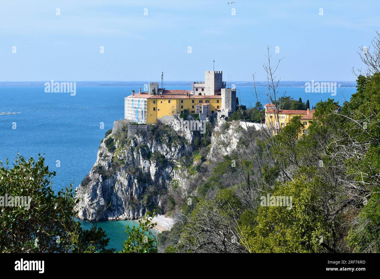 Riserva delle falesie duino immagini e fotografie stock ad alta risoluzione - Alamy