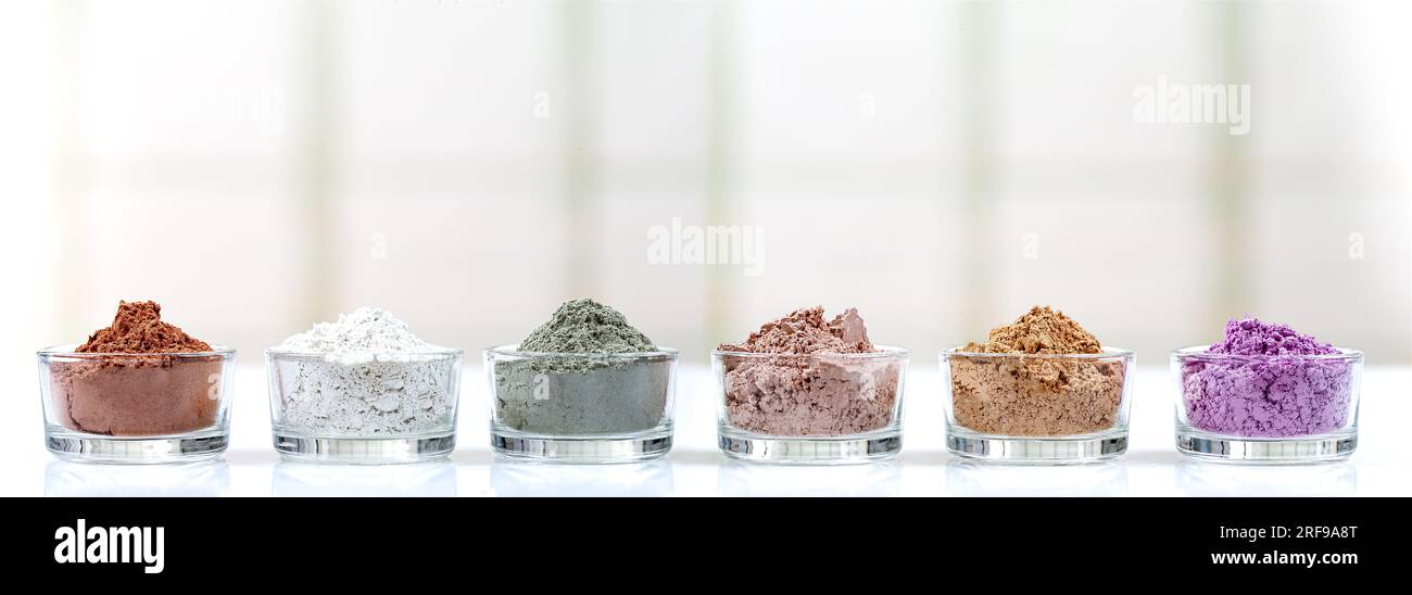 Polveri verdi immagini e fotografie stock ad alta risoluzione - Alamy