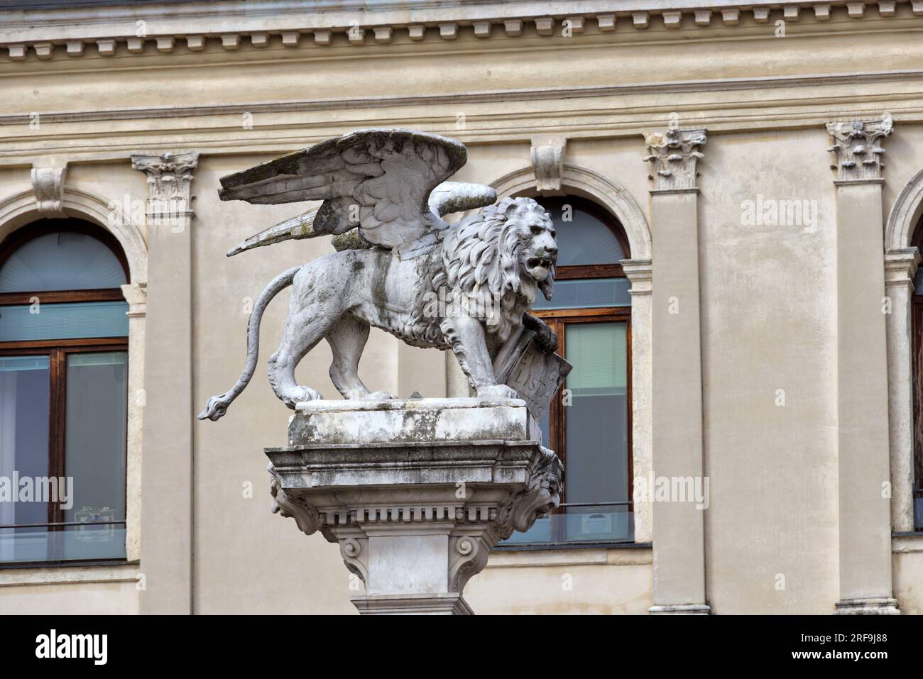 Leone alato simbolo della repubblica veneziana immagini e fotografie ...