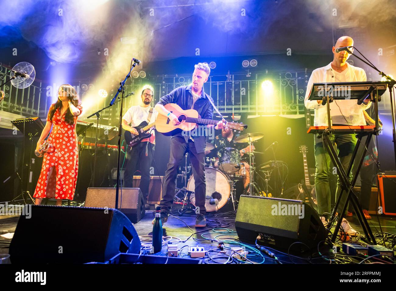 Edimburgo, Scozia. Ven 4 agosto 2023. La band scozzese Randolph's Leap ...