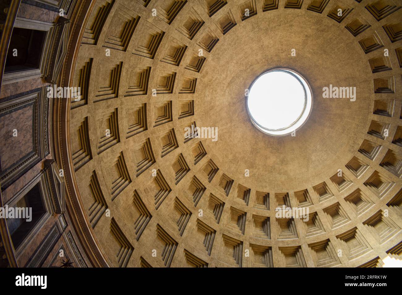 Cupola romana in cemento immagini e fotografie stock ad alta ...