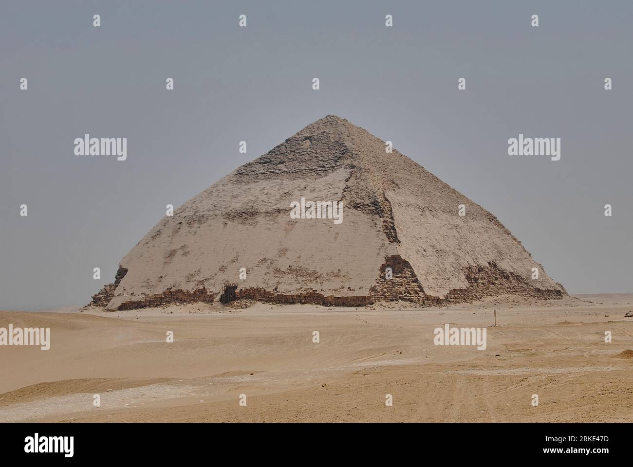 Piramide di sneferu immagini e fotografie stock ad alta risoluzione - Alamy
