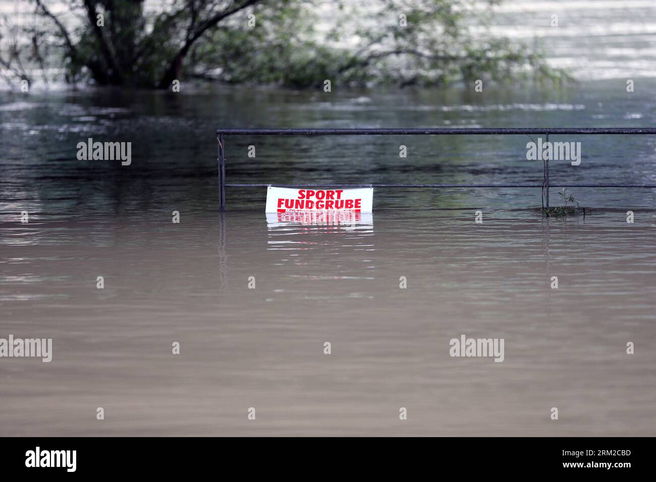 Hochwasser hochwasser hochwasser hochwasser immagini e fotografie stock ...