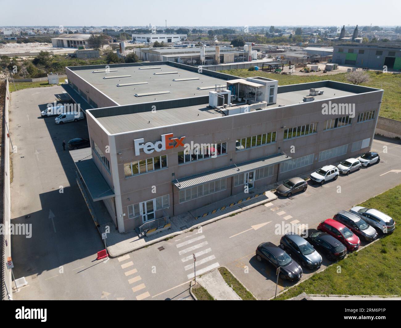 Fedex edificio immagini e fotografie stock ad alta risoluzione - Alamy