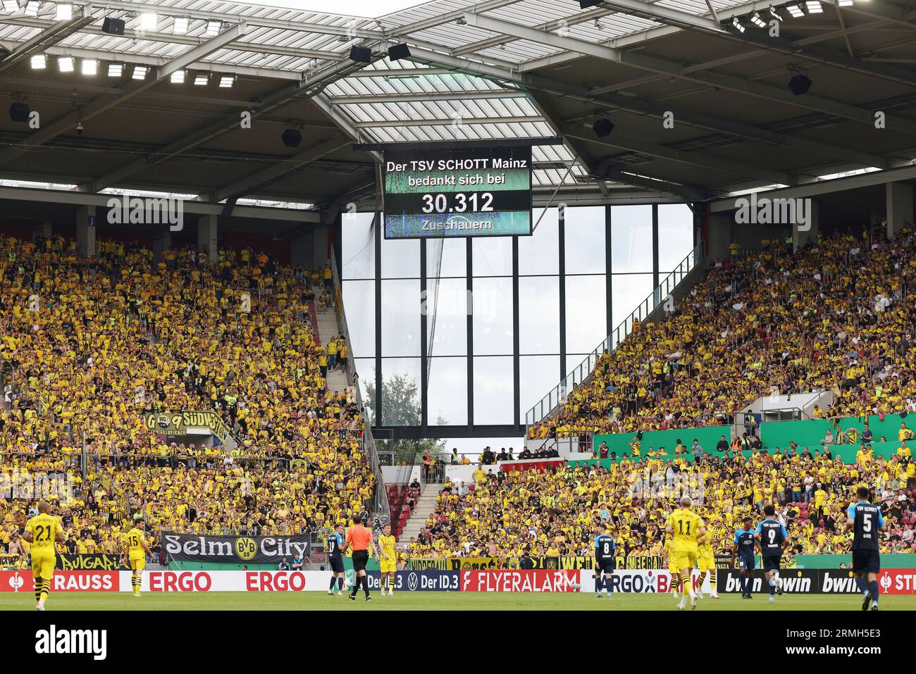 Schott da parete immagini e fotografie stock ad alta risoluzione - Alamy