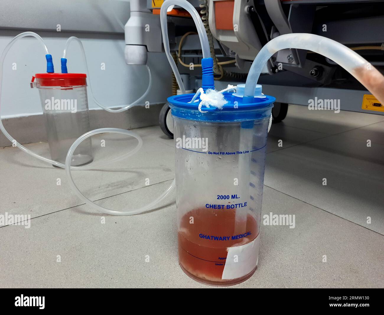 Thorax drainage immagini e fotografie stock ad alta risoluzione - Alamy