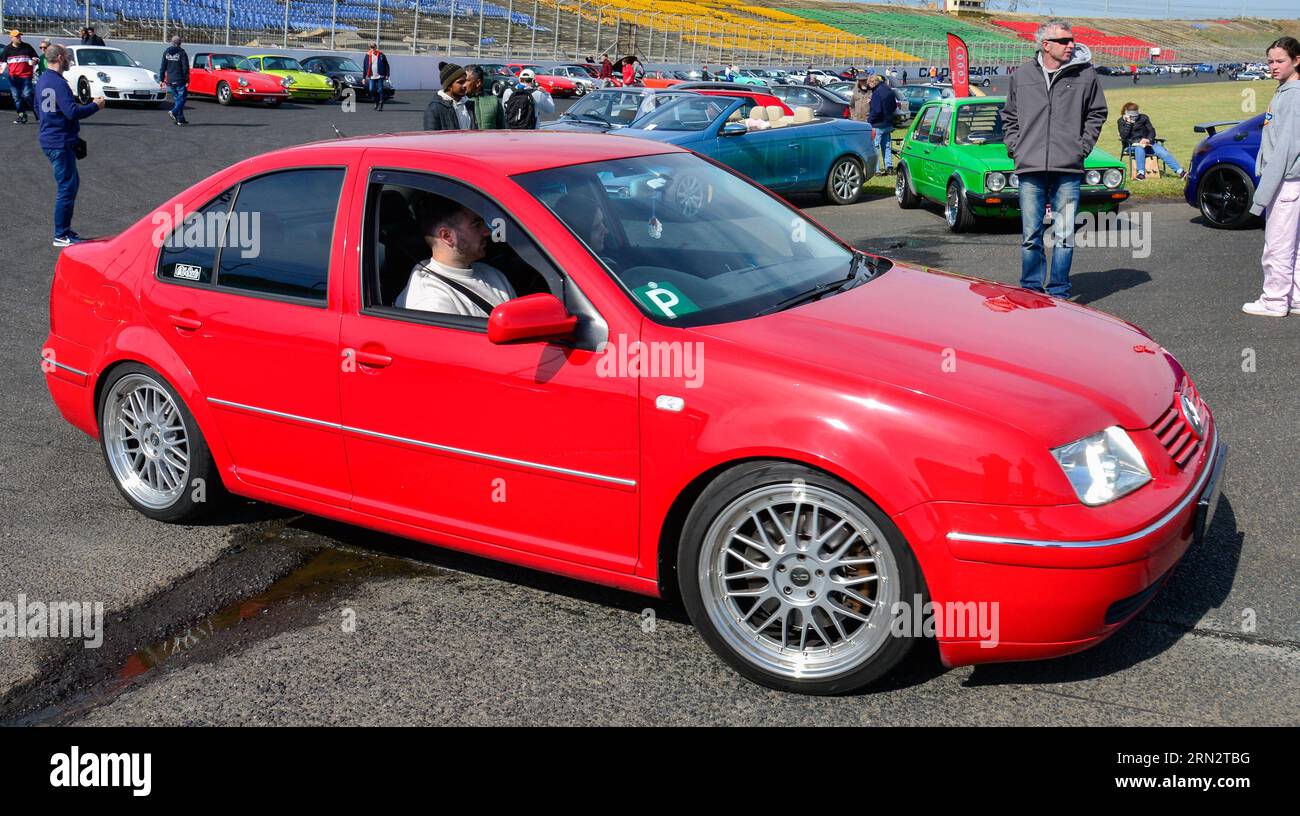 Volkswagen golf bora immagini e fotografie stock ad alta risoluzione ...