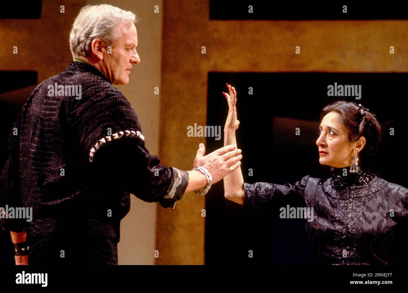 MEDEA; Euripides; English translation; Philip Vellacott; Greek Theatre ...