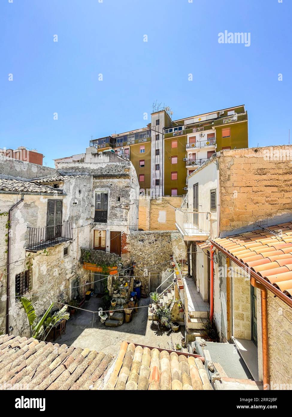 Favara sicilia immagini e fotografie stock ad alta risoluzione - Alamy