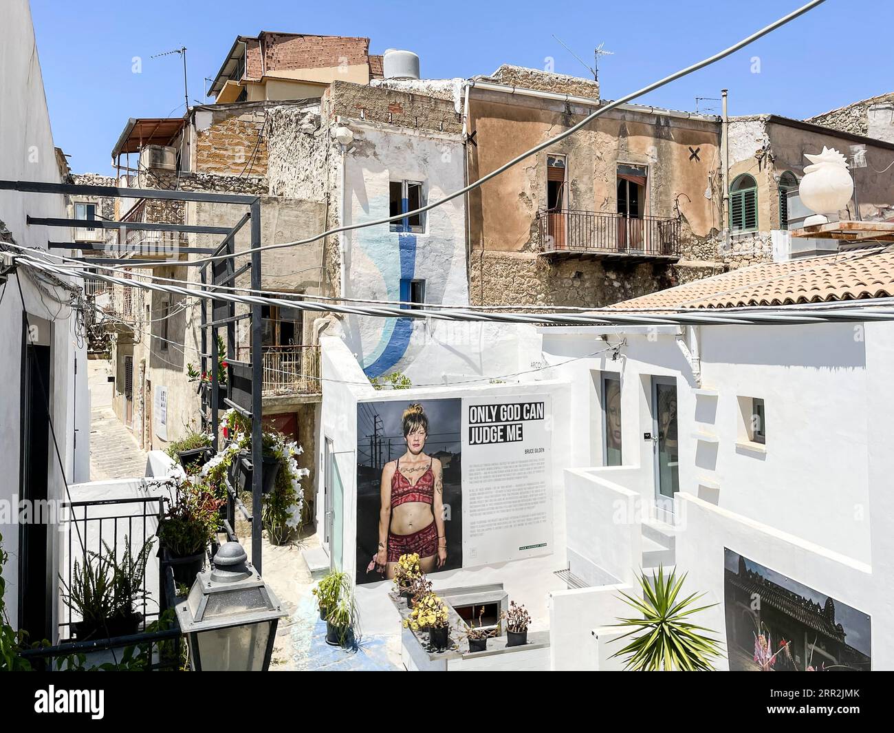Favara sicilia immagini e fotografie stock ad alta risoluzione - Alamy